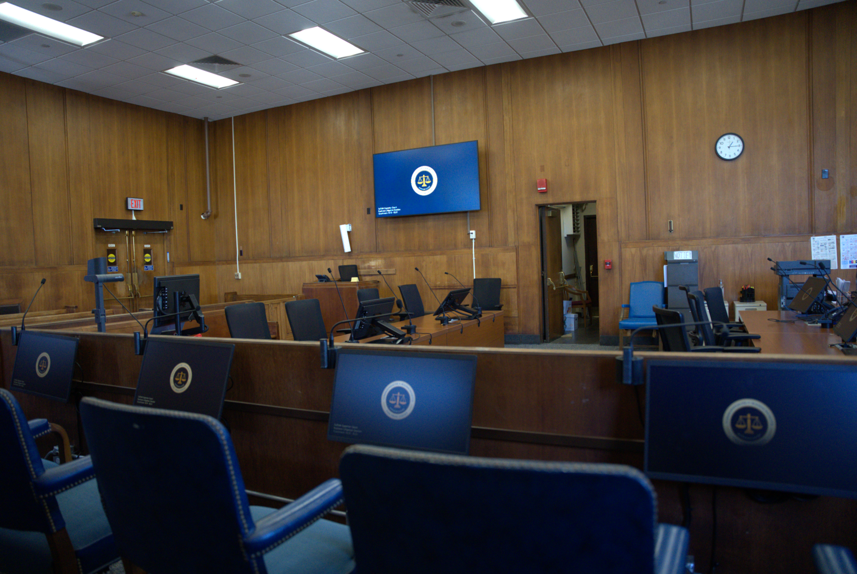 Electronic Display of Evidence in BLS Courtrooms | Mass.gov